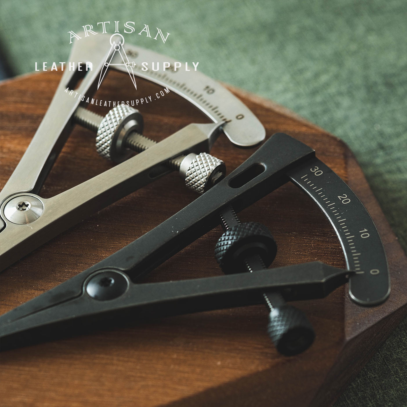 Precision Scratch Compass – artisan leather supply