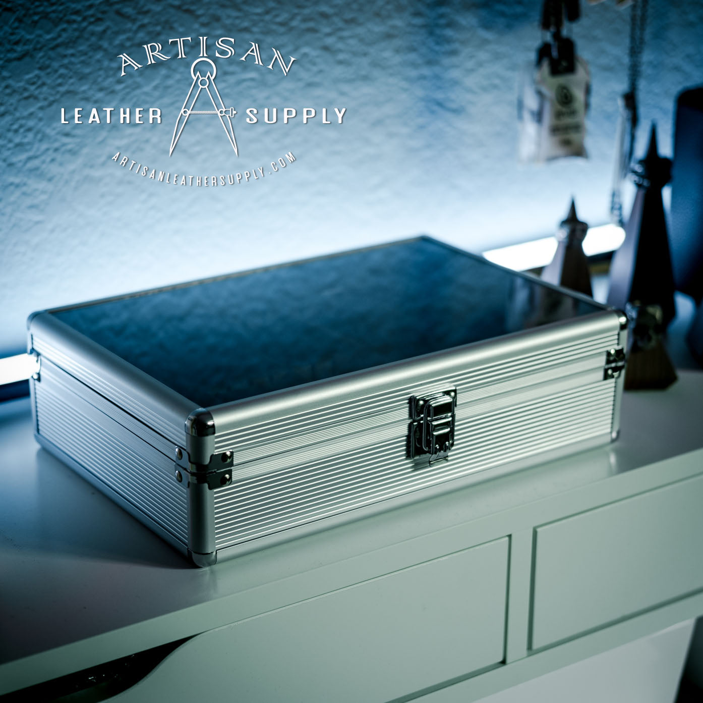 EDC Display Case – artisan leather supply